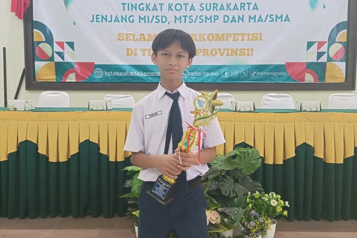 Keren, Siswa SMP II Al Abidin Juara 1 Olimpiade Matematika MI 2025 ...