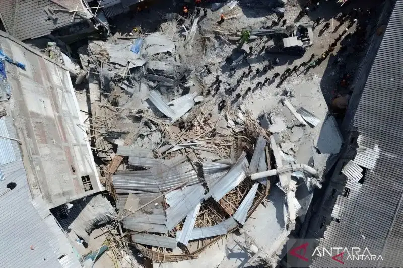 Update: Tim SAR Temukan 11 Jenazah di Ponpes Al-Khoziny, Total 36 Korban Jiwa - Espos.id